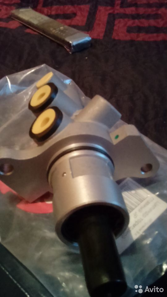 Главный тормозмой цилиндр для БМВ 5 е39 на BMW 5 series (E39). | 3 700 ...