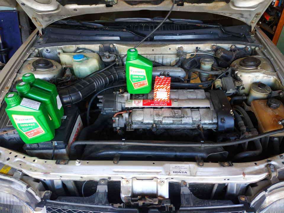 Татнефть Lux Pao 5W40 в консерву — Honda Concerto, 1,6 л, 1991 года ...