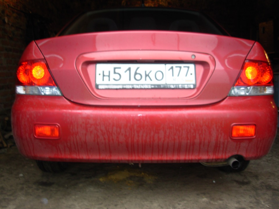 Замена правого стопа и левого ПТФ — Mitsubishi Lancer Ix 1 6 л 2006