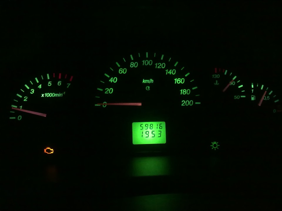 Подсветка приборной панели — Lada Приора седан, 1,6 л, 2008 года ...