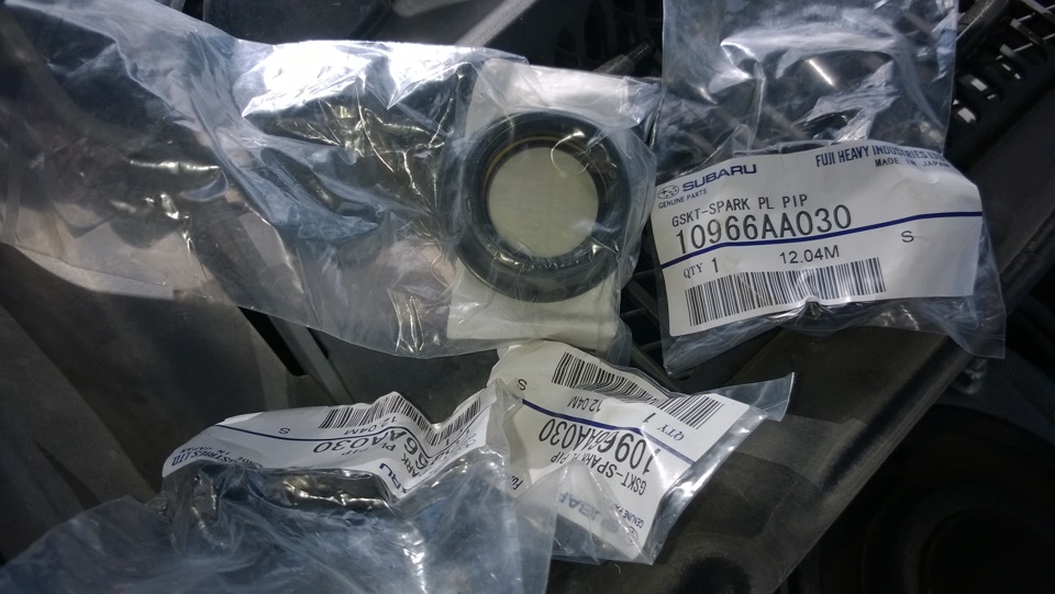 ТР 68000км. Прокладки на свечных колодцах — Subaru Legacy (BL/BP), 2 л ...