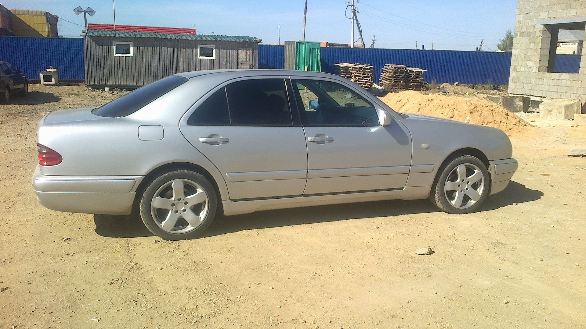 Mercedes-Benz E-Class (W210) 3.2 бензиновый 1999 | на DRIVE2