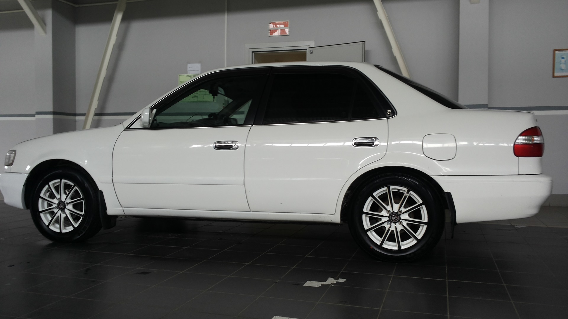 Toyota Corolla (110) 1.6 бензиновый 1999 | AE114.4WD на DRIVE2