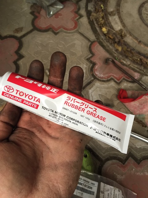 0888701206 Смазка для направляющих пальцев суппорта TOYOTA LEXUS ...