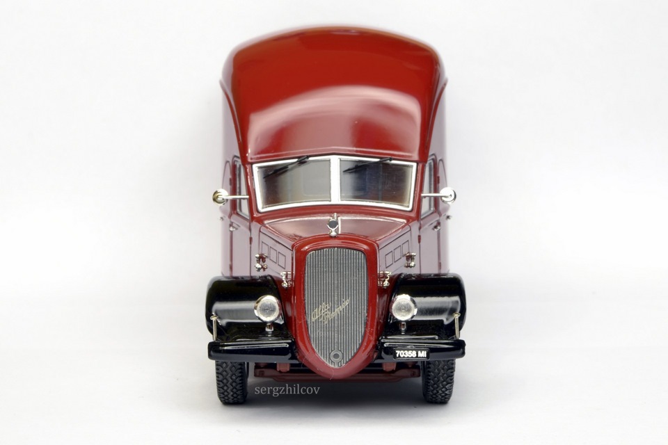 Alfa Romeo 500 race transporter (Exoto 1/43) — Сообщество «Масштабные ...