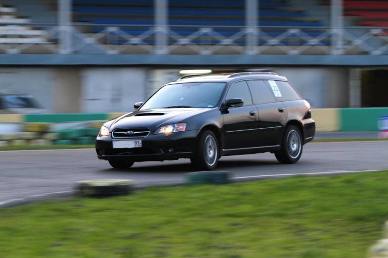 Фотки с автодрома "Лидер" — Subaru Legacy B4 (BL), 2,5 л, 2005 года ...