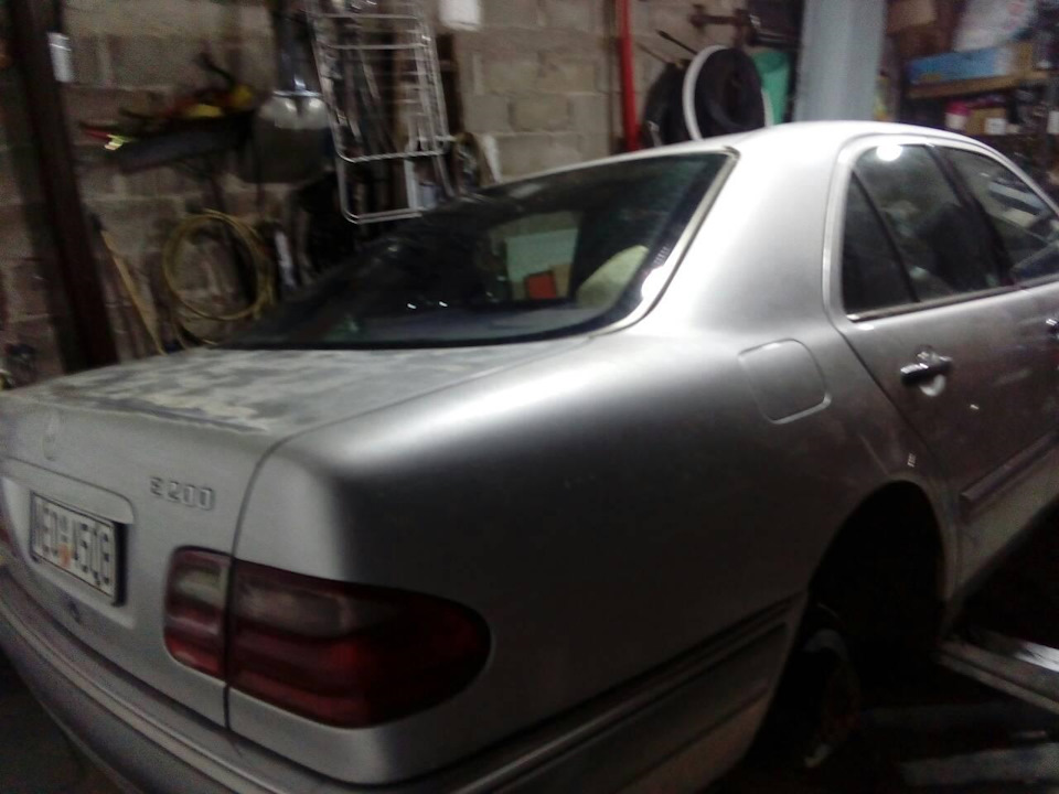 how the LED is in my trunk? — Mercedes-Benz E-Class (W210), 2 л, 1995 ...