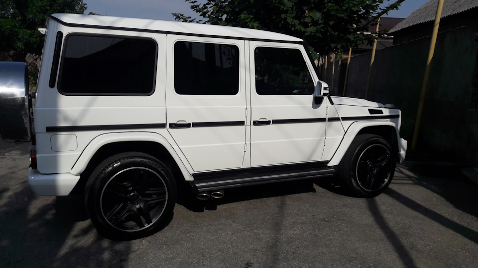 В первый раз просто фото — Mercedes-Benz G-Class (W463 1G), 5 л, 2001 года | фотография | DRIVE2