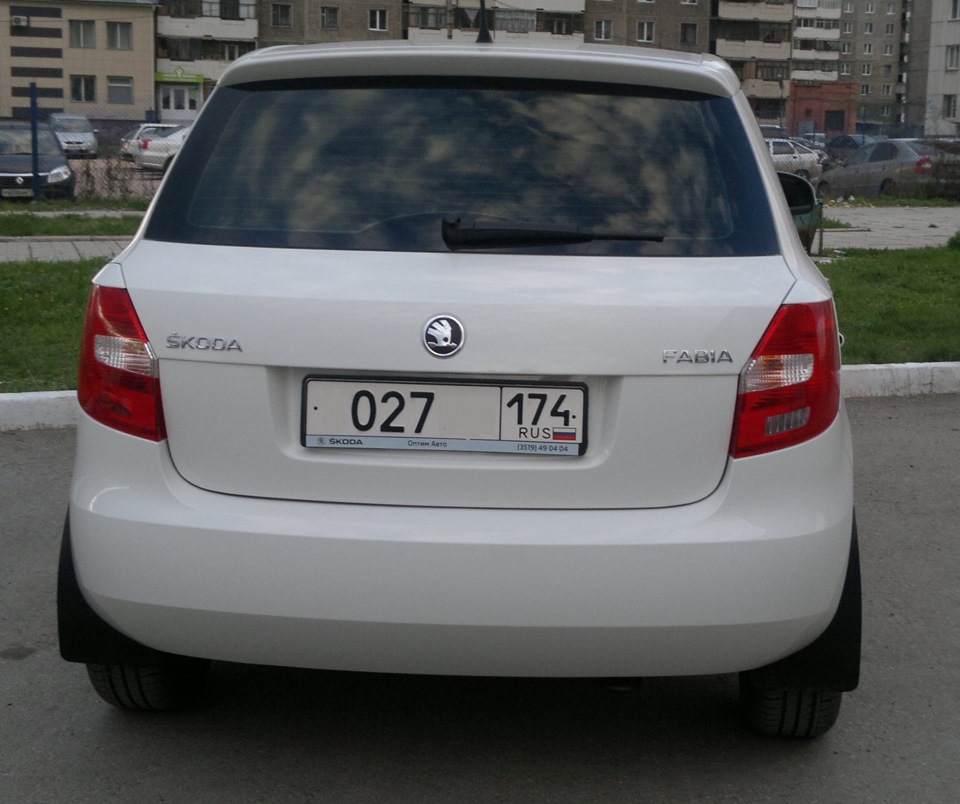 Реснички на задние фары — Skoda Fabia Mk2, 1,2 л., 2013 года | стайлинг ...