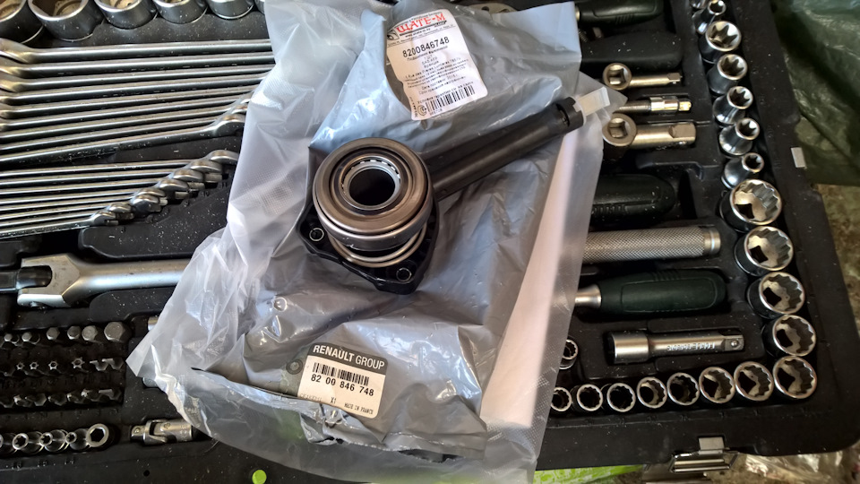 8200846748 Гидроцилиндр сцепления RENAULT | Запчасти на DRIVE2