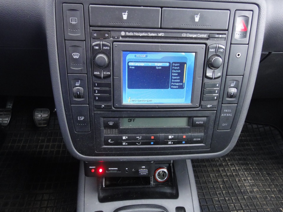 RNS MFD — Volkswagen Sharan (1G), 2 л, 2007 года | видео | DRIVE2