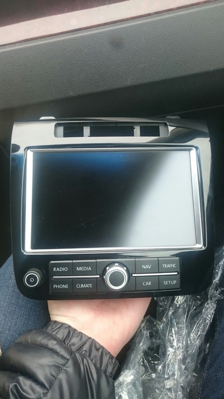 Установка RNS 850 — Volkswagen Touareg (2G), 3,6 л, 2014 года ...