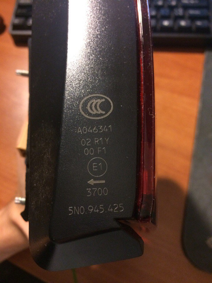 LED фонари Tiguan 5N0 945 307 / 5N0945307 — DRIVE2