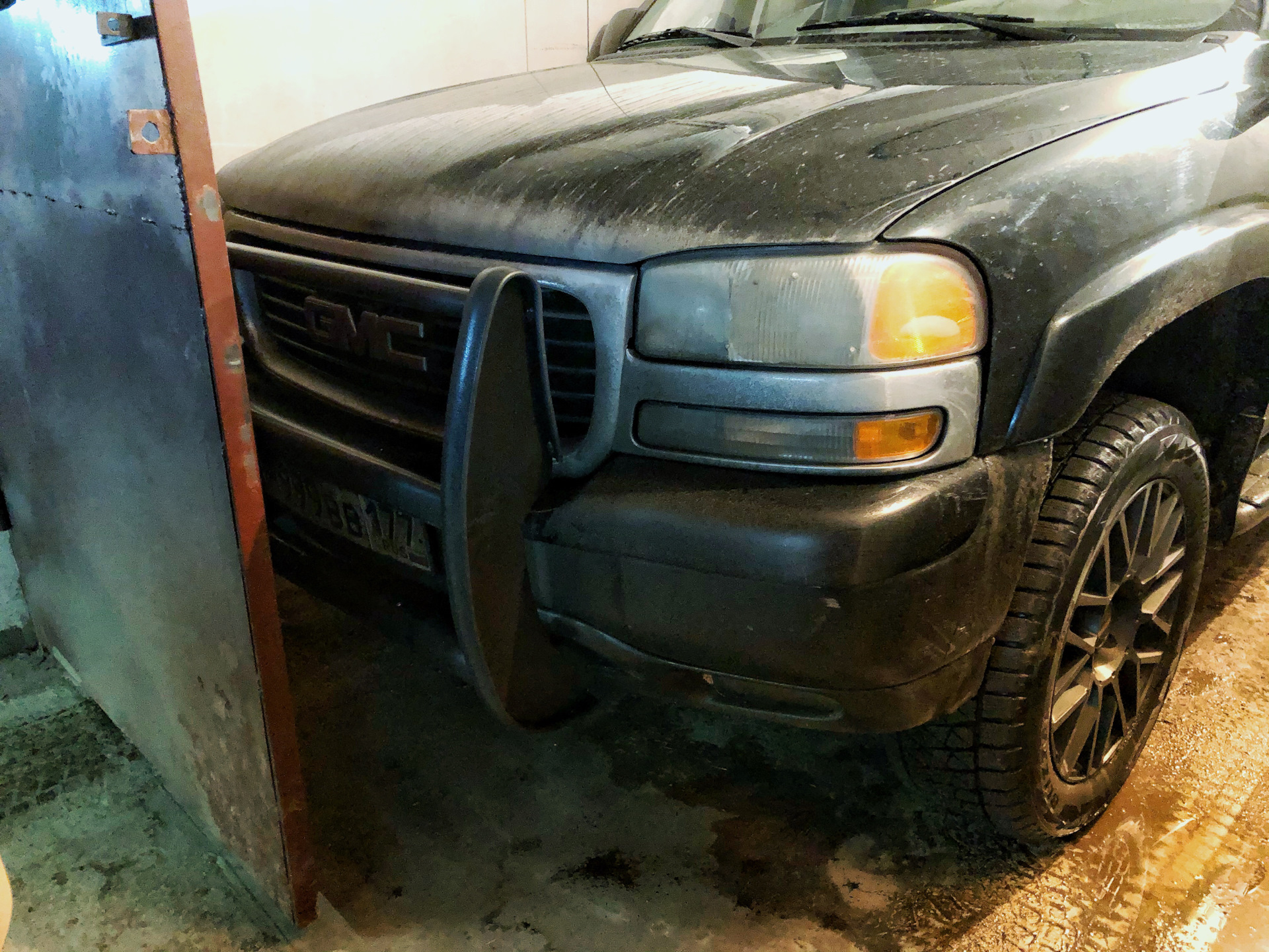 Прикупил обновки — GMC Yukon (GMT800), 6 л, 2002 года | стайлинг | DRIVE2