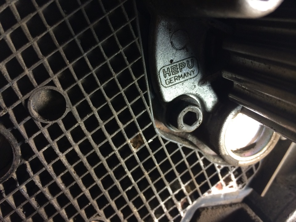 Замена ГРМ и сальника коленвала! — Audi A4 Avant (B7), 2 л, 2005 года ...