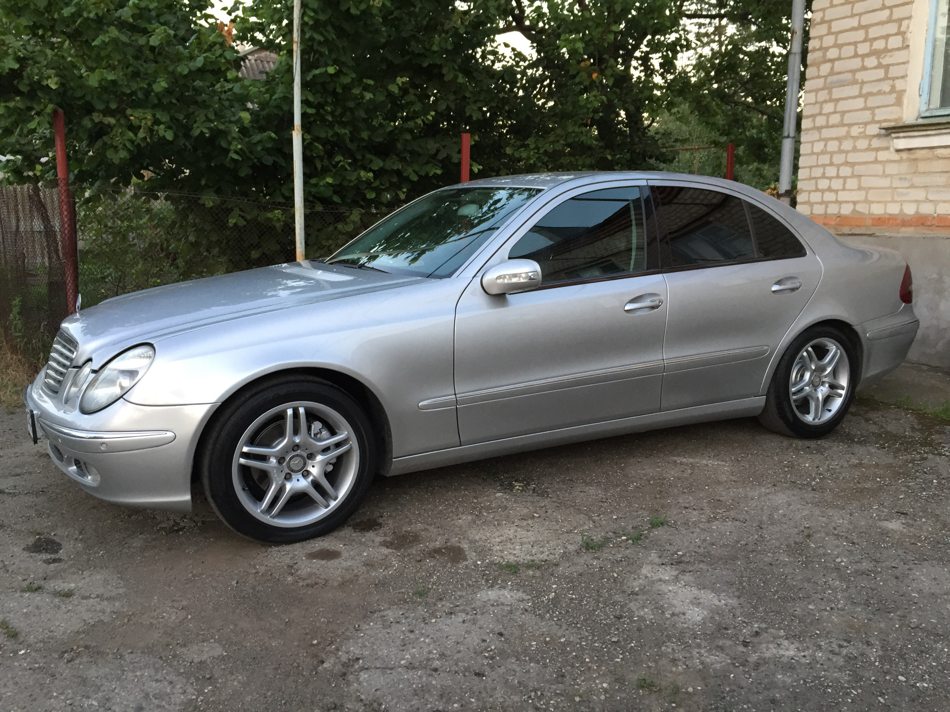 Запись, 27 июня 2017 — Mercedes-Benz E-Class (W211), 2,6 л, 2003 года | просто так | DRIVE2