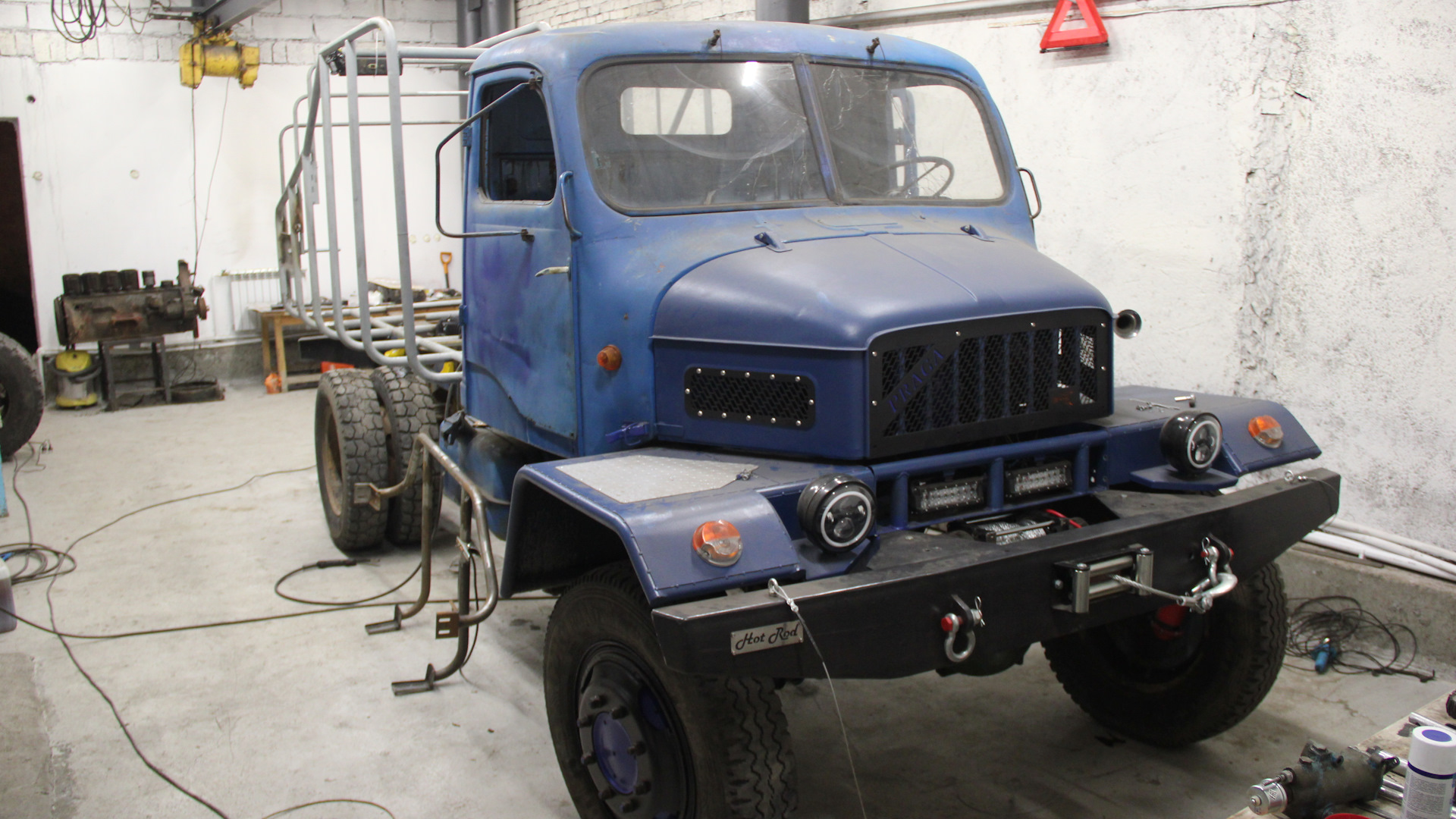 Tatra Praga V3S Синяя или 7.4 без турбо | Синяя или 7.4 без турбо на DRIVE2