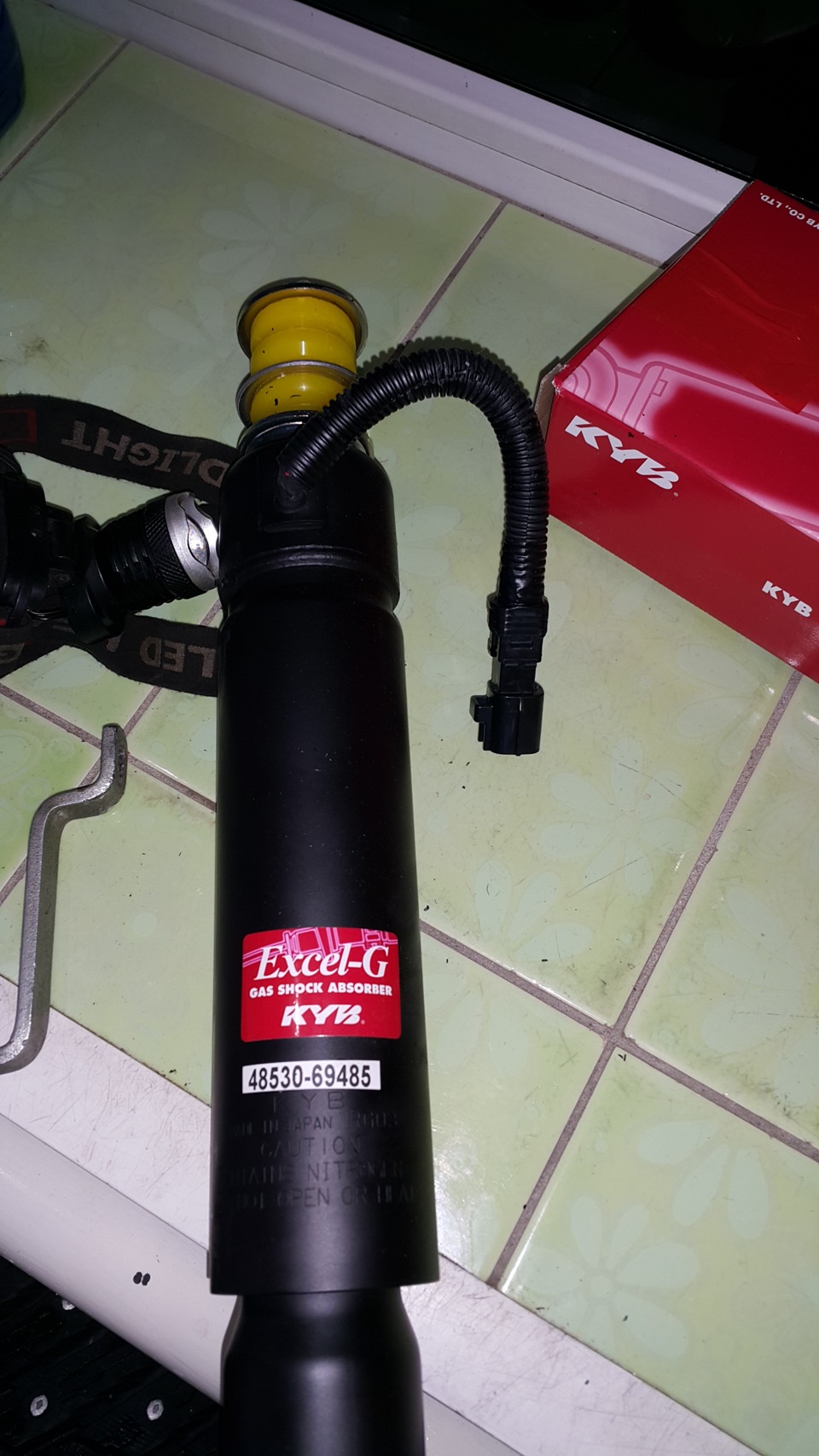 4853069485 Амортизатор TOYOTA LEXUS | Запчасти на DRIVE2