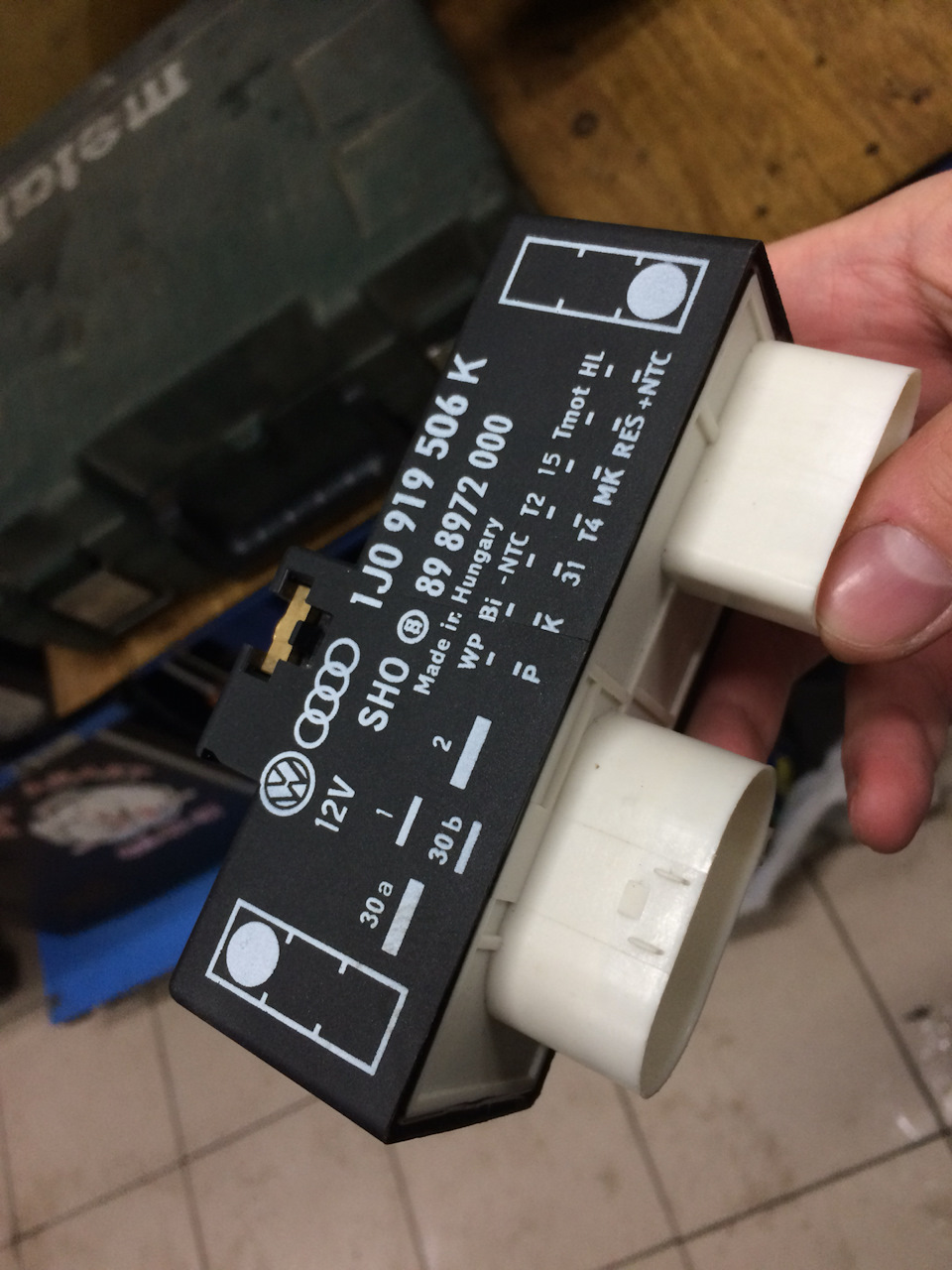 1J0919506K Регулятор вентилятора VAG | Запчасти на DRIVE2