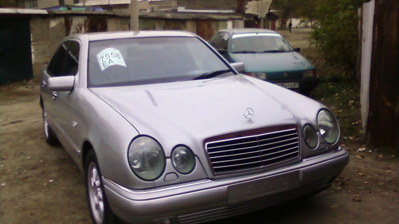 Mercedes-Benz E-Class (W210) 2.8 бензиновый 1998 | E280 Avantgarde на DRIVE2