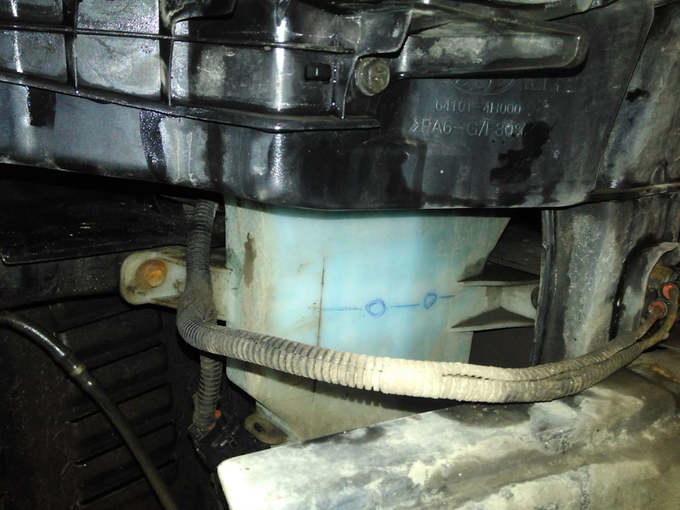 Омыватель фар Старекс — Hyundai Grand Starex, 2,5 л, 2009 года ...