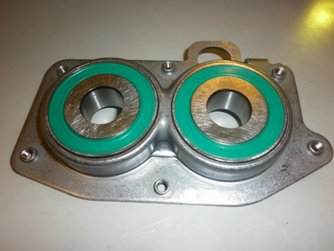 02T311206E Кронштейн с радиальным VAG | Запчасти на DRIVE2