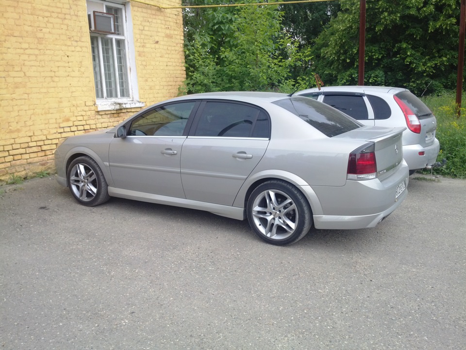 хотел 17 тапки и как всегда лучше — Opel Vectra C, 1,8 л, 2008 года | колёсные диски | DRIVE2