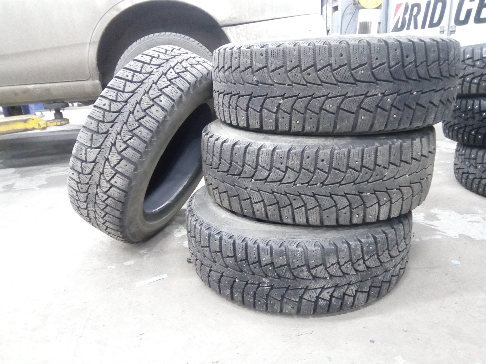 Новые зимние шины maxxis arctictrekker np3 взамен maxxis presea spike ...