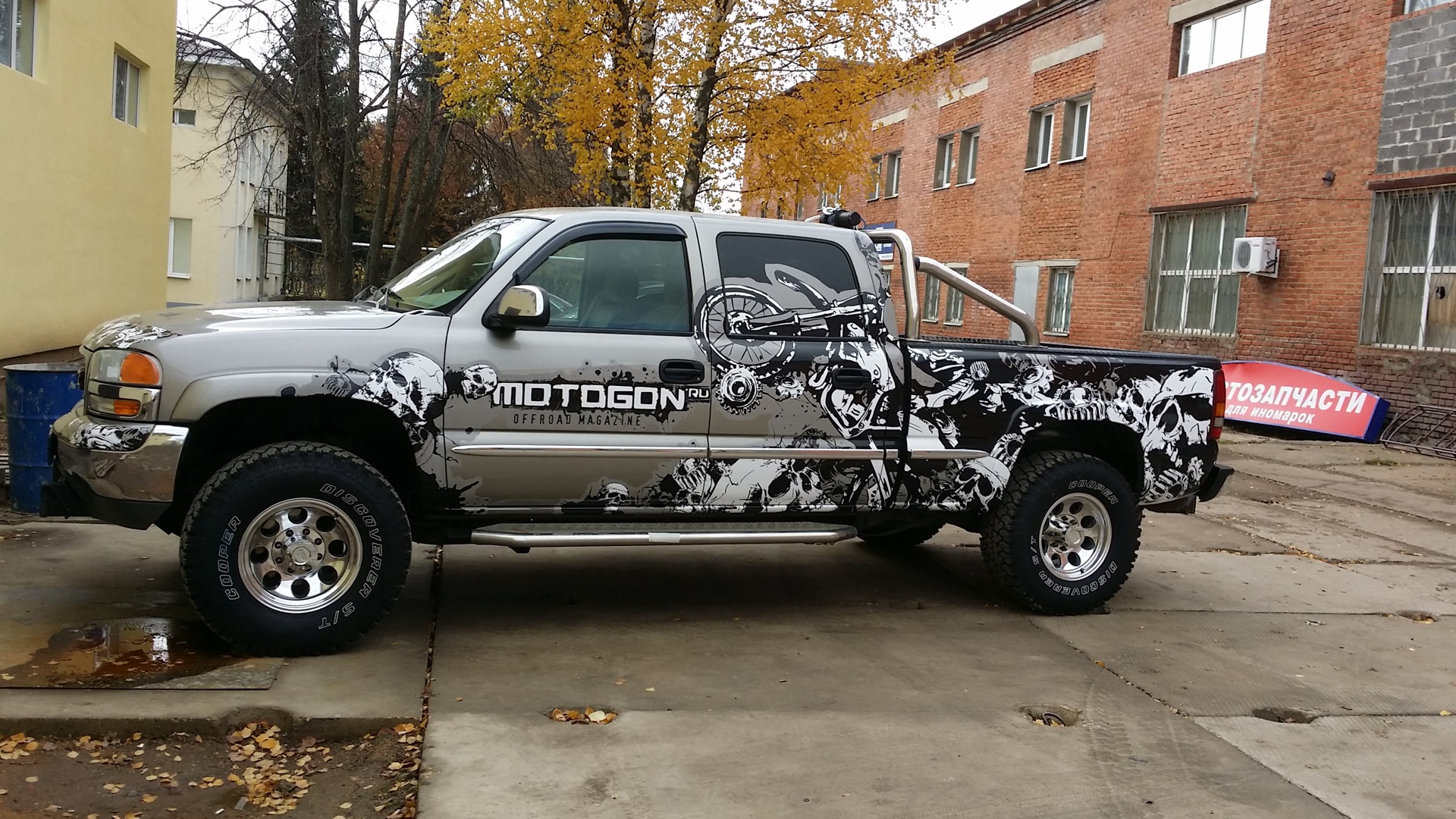 GMC Sierra (GMT800) 6.0 бензиновый 2002 | на DRIVE2