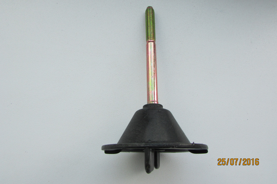 Крепление запаски. — Daewoo Nexia (N150), 1,5 л, 2011 года | запчасти ...