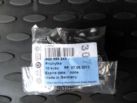 6Q0868243 Пружинный зажим VAG | Запчасти на DRIVE2