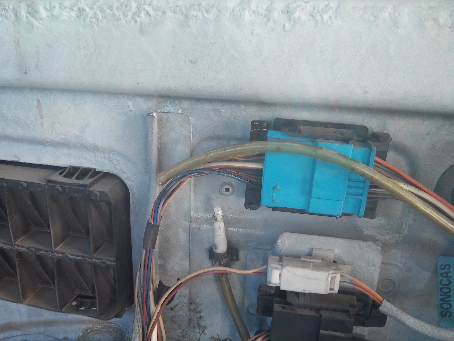 омыватель заднего стекла — Renault Espace (3G), 2,2 л, 1998 года ...