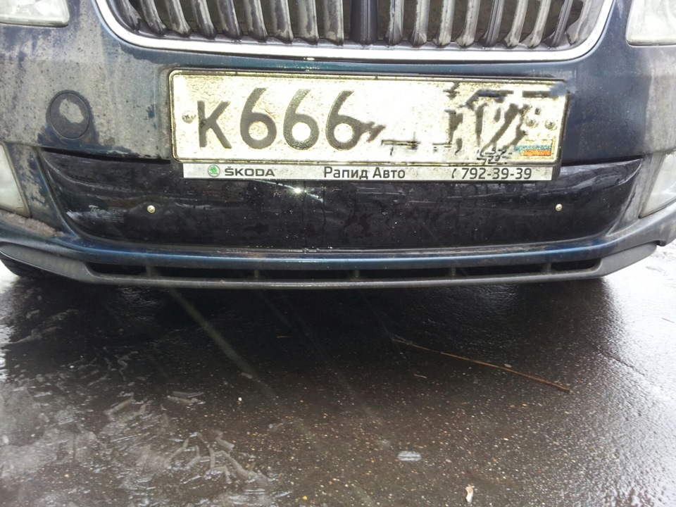 защита радиатора — Skoda Fabia Mk2, 1,6 л, 2012 года | аксессуары | DRIVE2