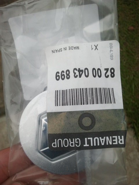 8200043899 Колпак колеса (плас) RENAULT | Запчасти на DRIVE2