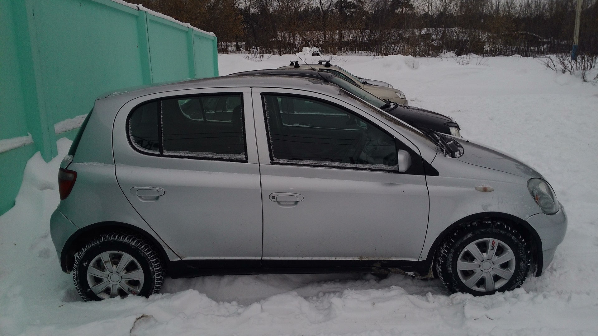Toyota Vitz (10) 1.0 бензиновый 2000 | на DRIVE2