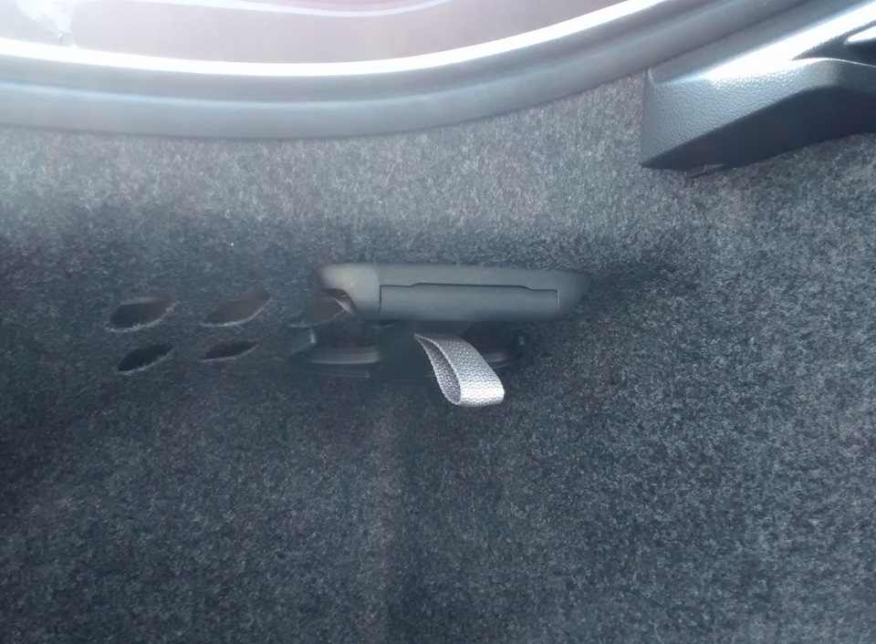 Немного аксессуаров для топаза — Skoda Octavia A7 Mk3, 1,2 л, 2014 года ...