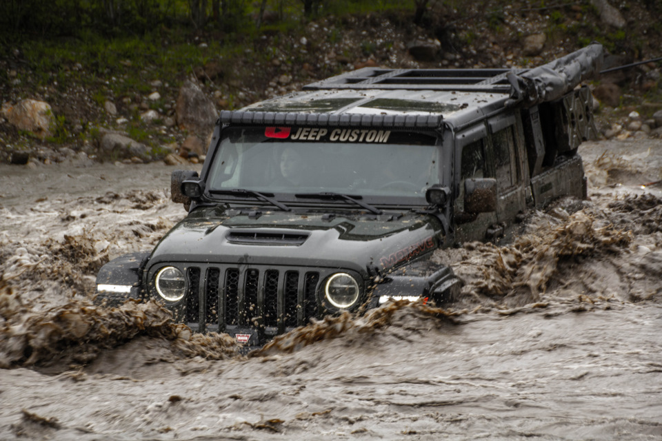 Чечня внедорожная. Глубокие броды и высокие горы на Jeep Gladiator — Jeep Gladiator, 3,6 л, 2022 ...