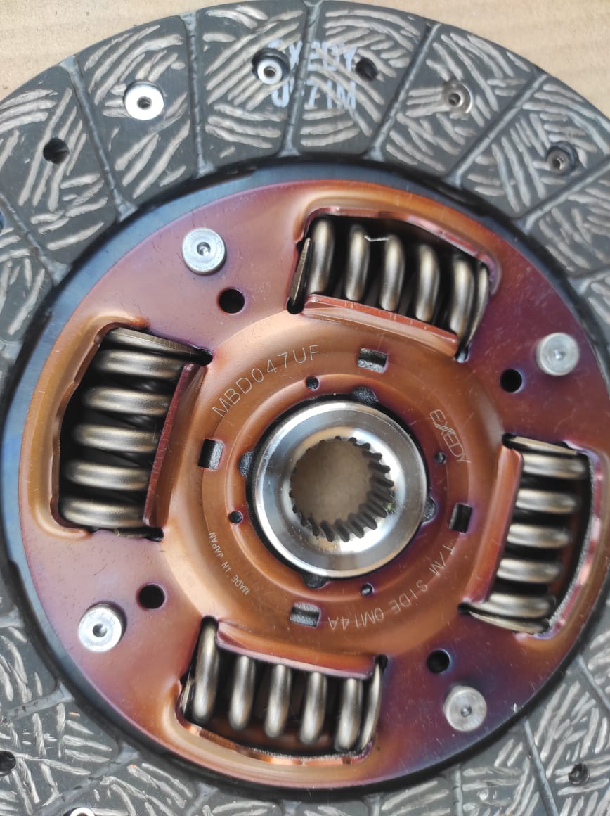 Замена заднего сальника коленвала и альтернатива сцеплению MBD104 ...