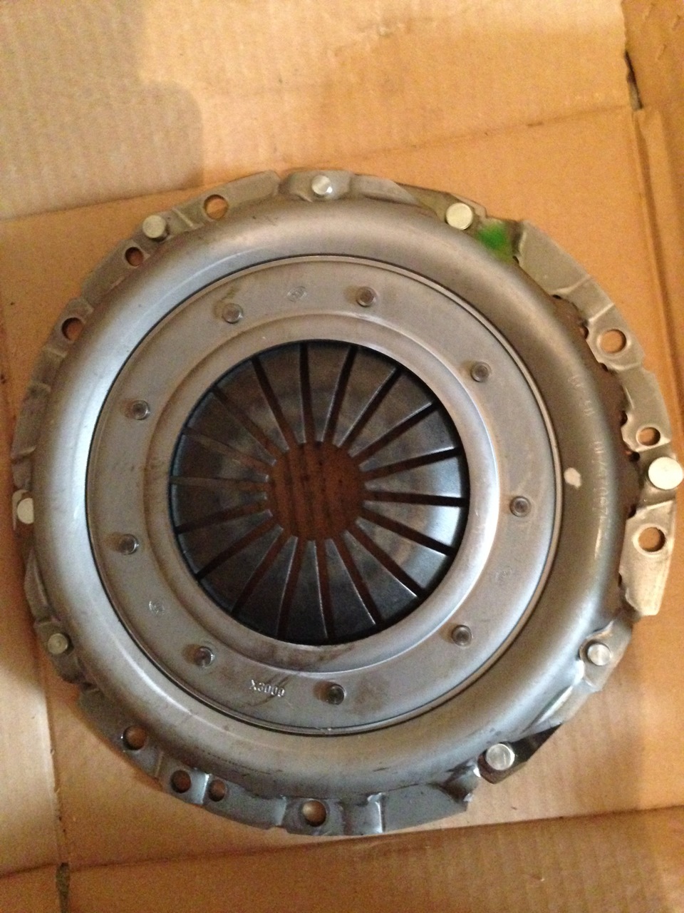 Сцепление LUK — Lada 21104, 1,6 л, 2007 года | запчасти | DRIVE2