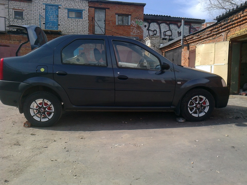 Колеса к весне — Renault Logan (1G), 1,4 л, 2006 года | колёсные диски ...