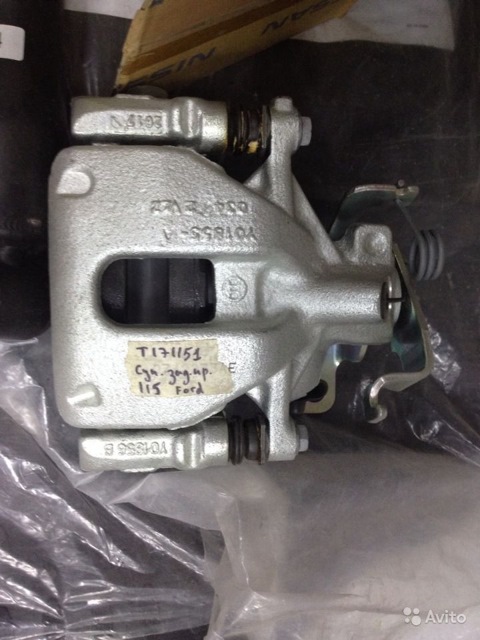 1521632 Суппорт задний правый / Transit 06~ Ford | Запчасти на DRIVE2