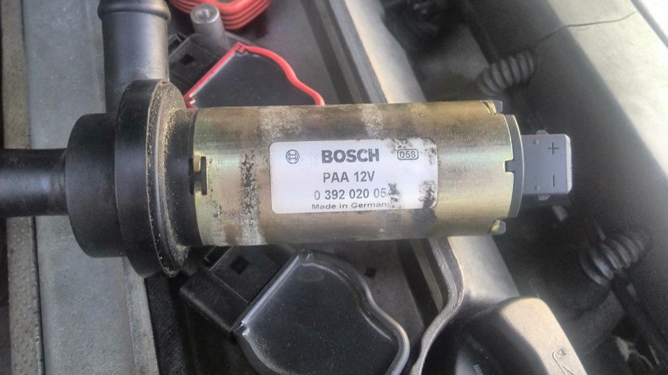 насос афтеркулинга — Audi S6 (C4), 2,2 л, 1996 года | запчасти | DRIVE2