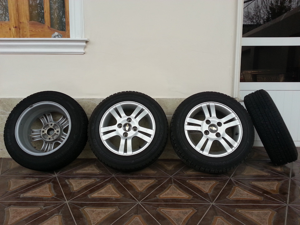 К зиме готов — Daewoo Gentra, 1,5 л, 2015 года | шины | DRIVE2