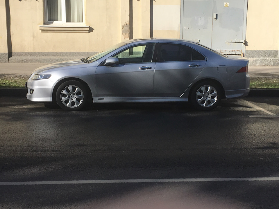 Все таки просится спойлер modulo, для завершенных линий? — Honda Accord (7G), 2,4 л., 2005 года ...