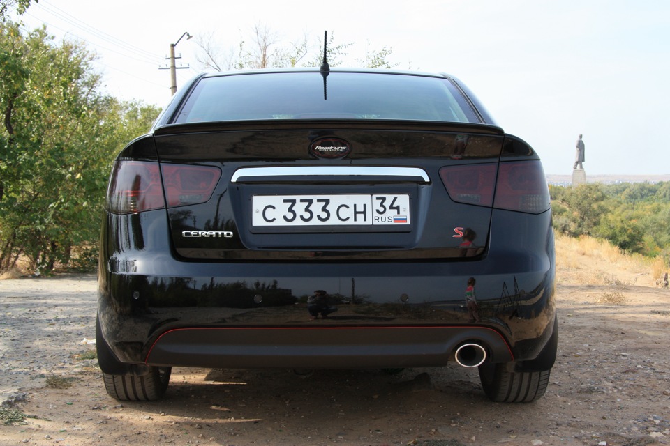 Red Stripes — KIA Cerato (2G), 1,6 л, 2012 года | стайлинг | DRIVE2