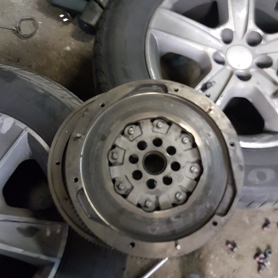 Установка одно массового маховика и сцепления на ниссан х трейл 2.0 ...