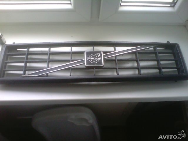 Новая радиаторная решетка — Volvo 340, 1,4 л, 1985 года | запчасти | DRIVE2