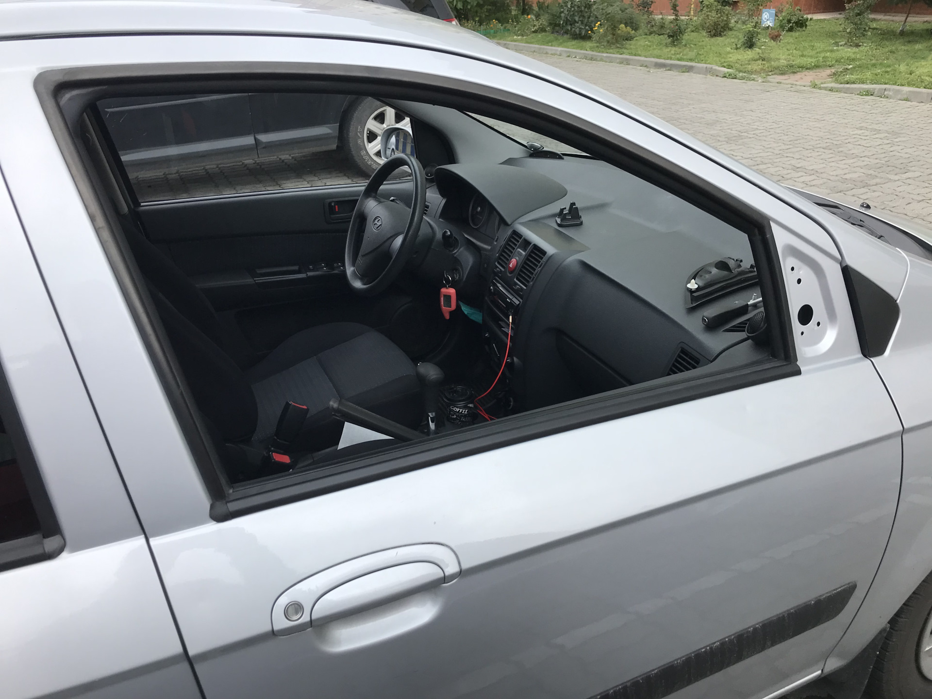 Наружние молдинги стёкол. — Hyundai Getz, 1,4 л, 2008 года | аксессуары ...