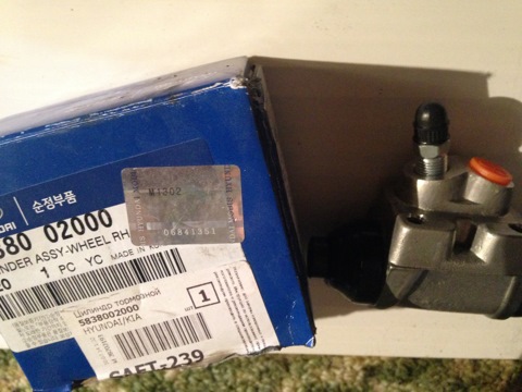 5838002000 Цилиндр тормозной заднего правого колеса KIA HYUNDAI ...