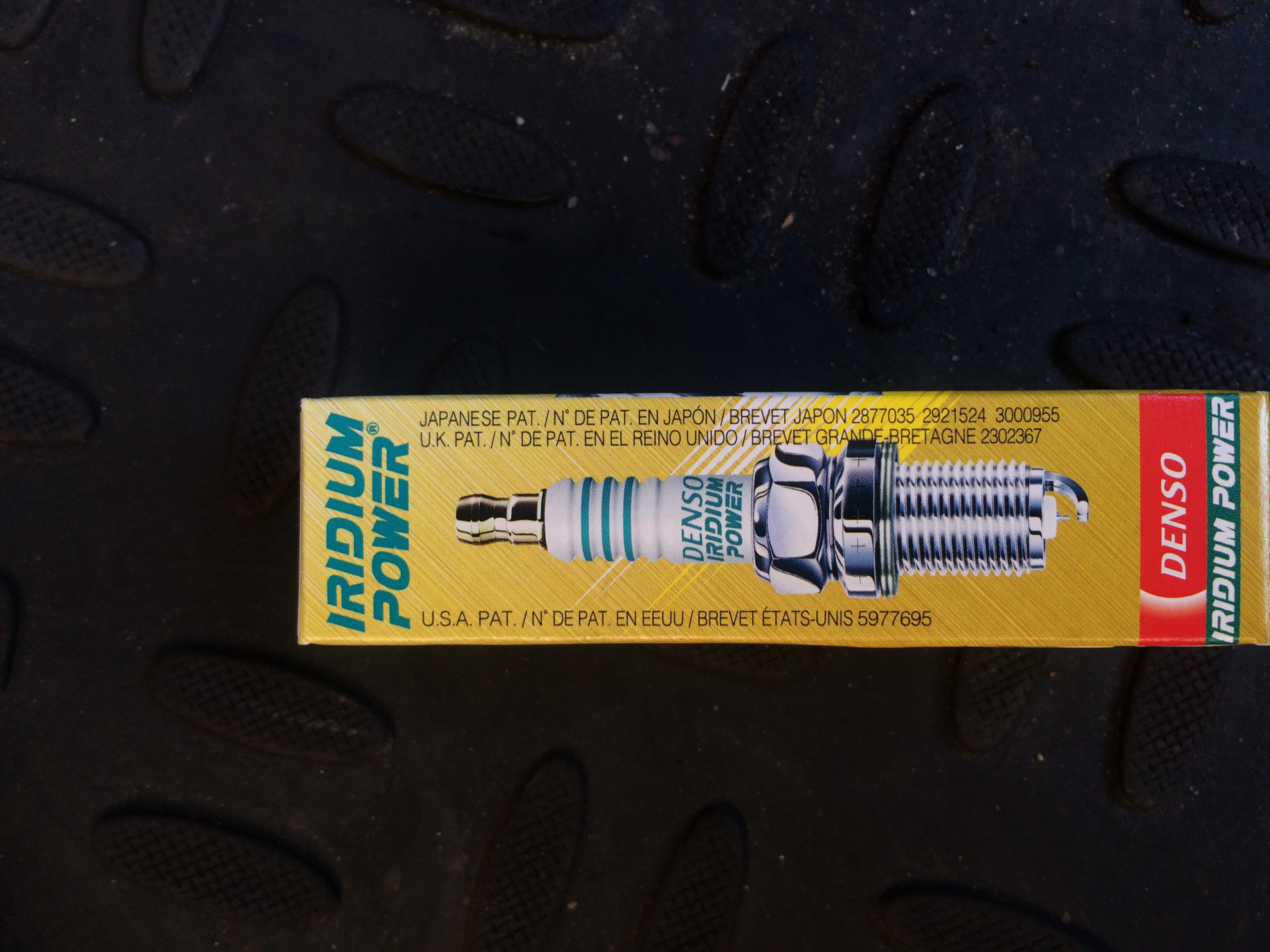 Замена свечей зажигания — Chrysler 300M, 2,7 л, 2002 года | расходники ...